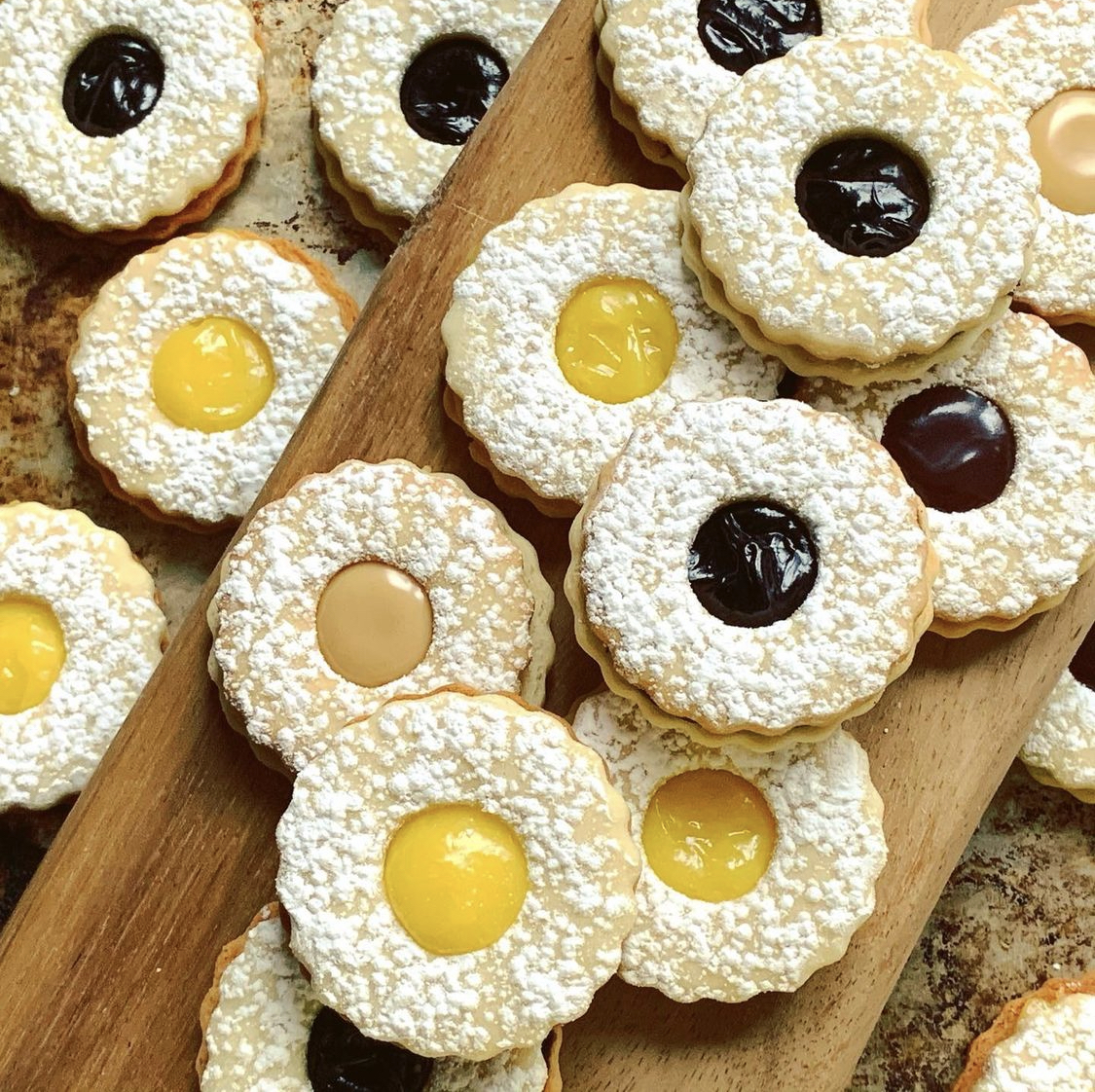 About Gavan Knox, Crumbs In My Beard – Crumbs In My Beard